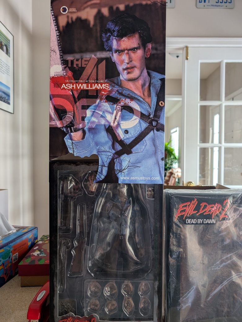FS: Evil Dead Asmus Toys Ash Williams & Necronomicon Replica | CBCS ...